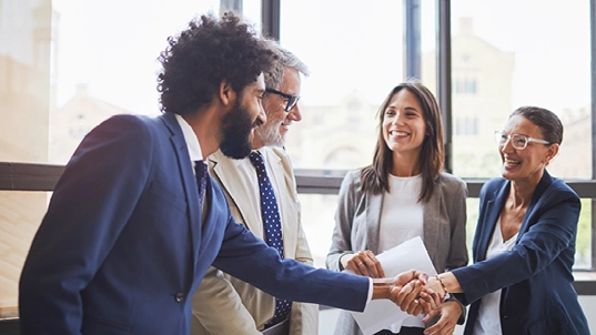 Job Offer Letters: What to Include Before you Send | Hays